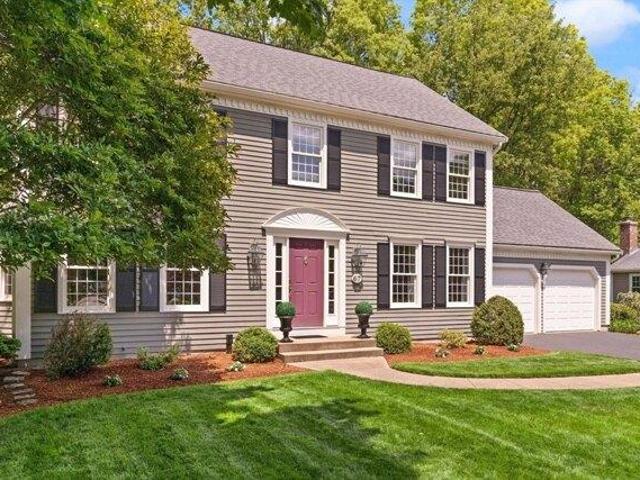 house with 4 bedroom, Franklin MA DLS102960983