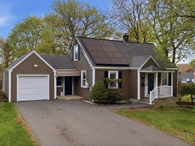 house with 4 bedroom, Franklin MA DLS102118334
