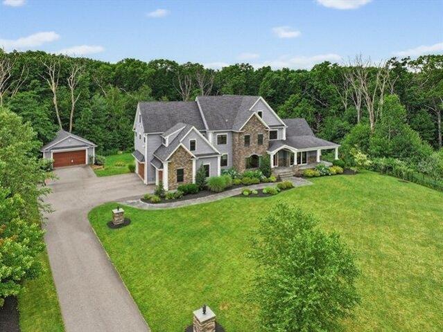house with 4 bedroom, Franklin MA DS104262202