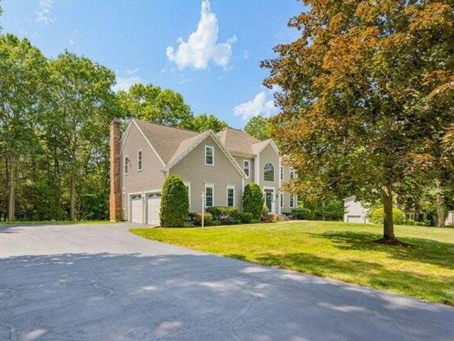house with 4 bedroom, Franklin MA DS104299549