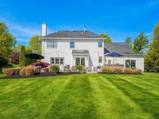 house with 4 bedroom, Franklin MA ES102959762