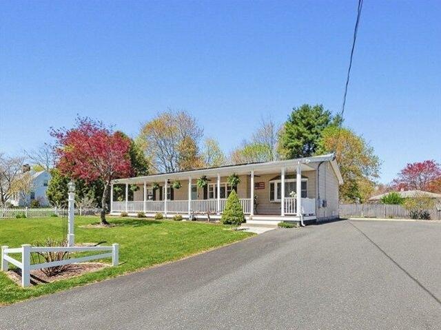 house with 4 bedroom, Franklin MA ES103850169