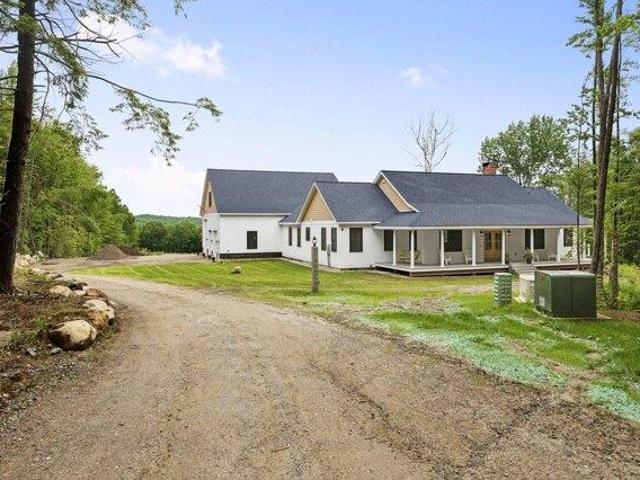 house with 4 bedroom, Franklin NH DS104078716