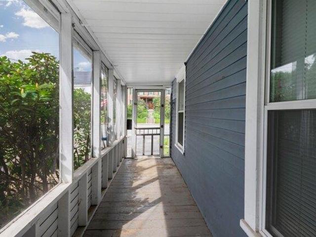 house with 4 bedroom, Franklin NH ES103442476
