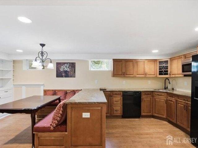 house with 4 bedroom, Franklin NJ ES105171880