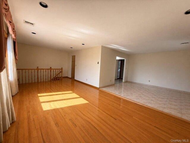 house with 4 bedroom, Franklin Square NY ES105189980