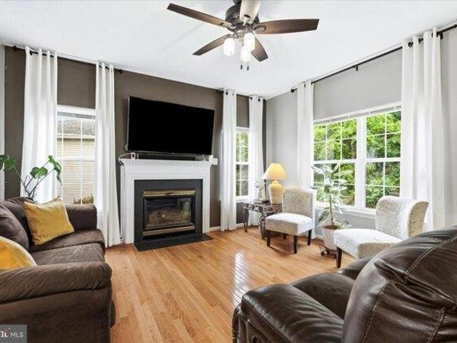 house with 4 bedroom, Frederick MD ES103625436