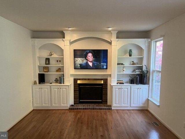 house with 4 bedroom, Fredericksburg VA ES104908345