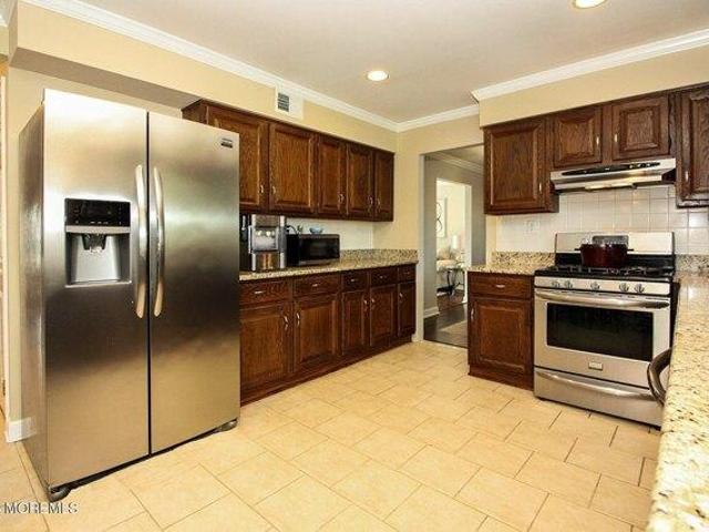 house with 4 bedroom, Freehold NJ DLS102728636