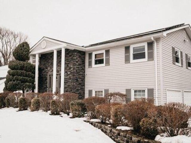house with 4 bedroom, Freehold NJ DLS102279277