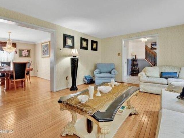 house with 4 bedroom, Freehold NJ ES104441074
