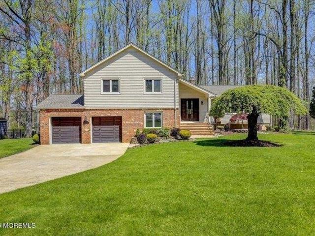 house with 4 bedroom, Freehold NJ ES104853659