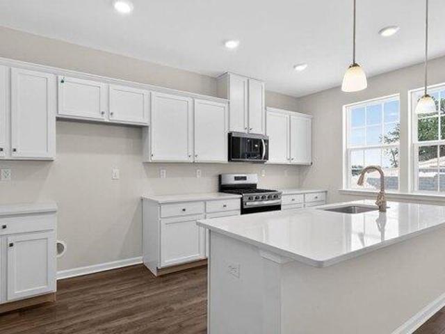 house with 4 bedroom, Freehold NJ ES104836156