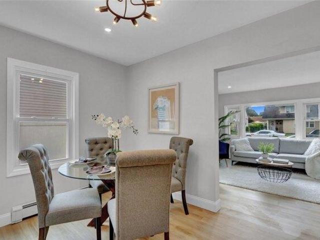 house with 4 bedroom, Freeport NY ES103501236