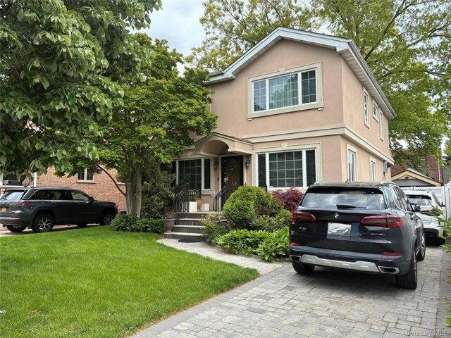 house with 4 bedroom, Fresh Meadows NY DS103624934