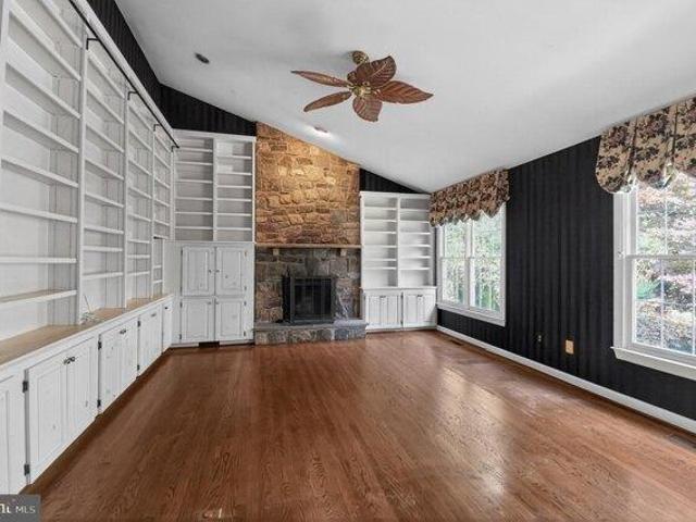 house with 4 bedroom, Gaithersburg MD DS103603462