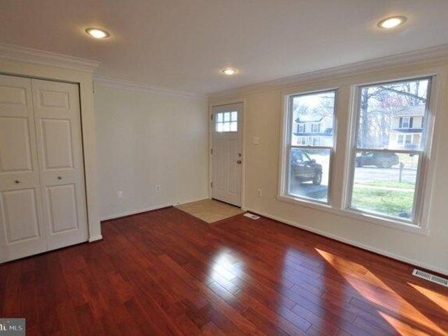 house with 4 bedroom, Gaithersburg MD ES103602052