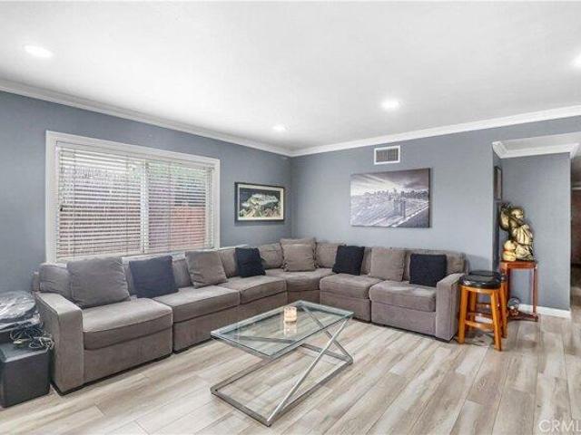 house with 4 bedroom, Garden Grove CA DS90892209