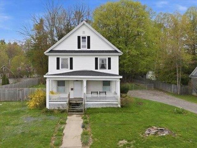house with 4 bedroom, Gardiner ME DS103250228