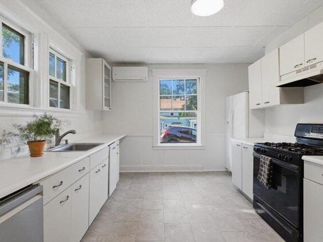 house with 4 bedroom, Gardner MA DS104444538