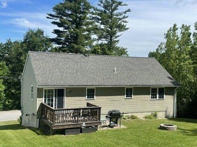 house with 4 bedroom, Gardner MA ES104074781