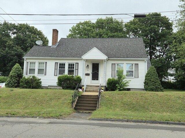 house with 4 bedroom, Gardner MA ES104760572