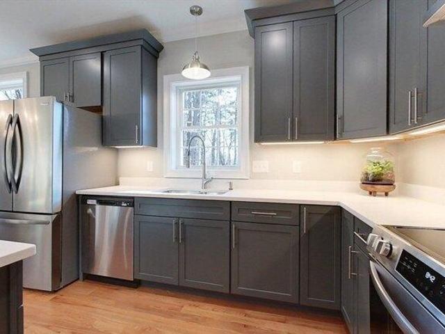 house with 4 bedroom, Gardner MA ES104787724
