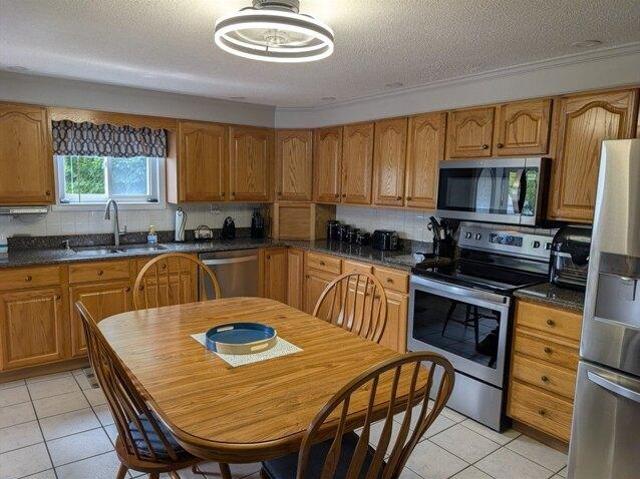 house with 4 bedroom, Gardner MA ES105080113