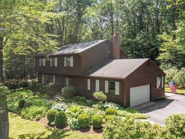 house with 4 bedroom, Gardner MA ES105082665