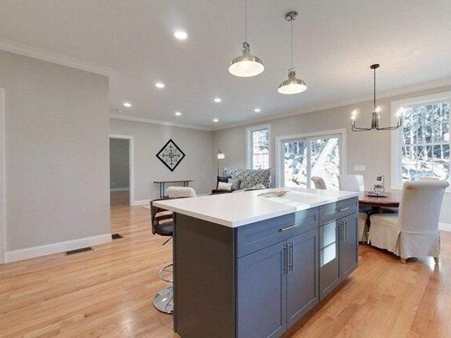 house with 4 bedroom, Gardner MA ES105140994