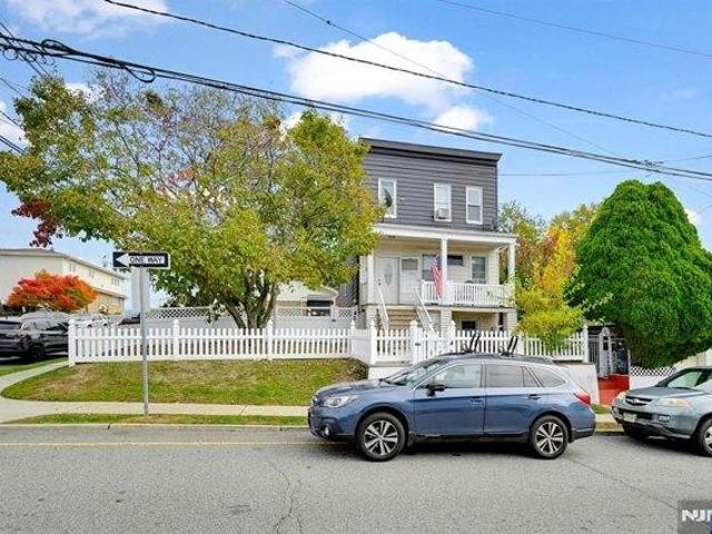house with 4 bedroom, Garfield NJ DS102728745