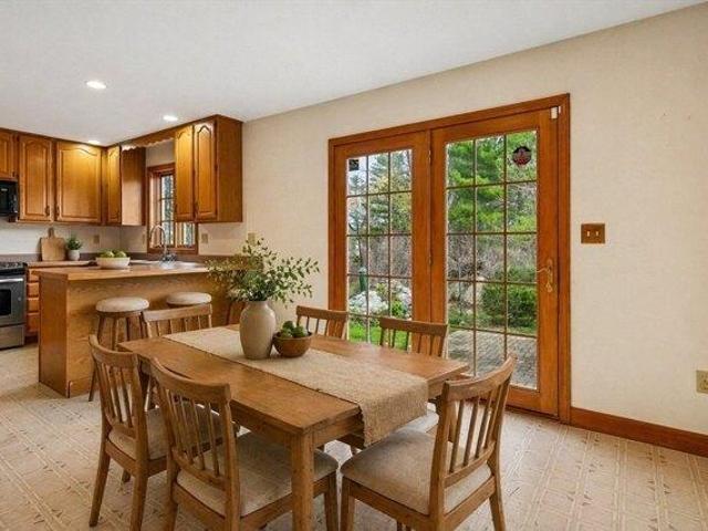 house with 4 bedroom, Georgetown MA DS102634006