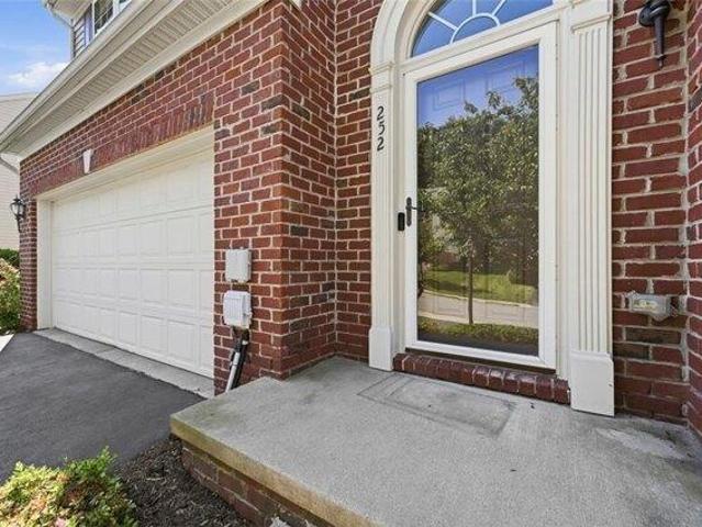 house with 4 bedroom, Gibsonia PA ES103622506