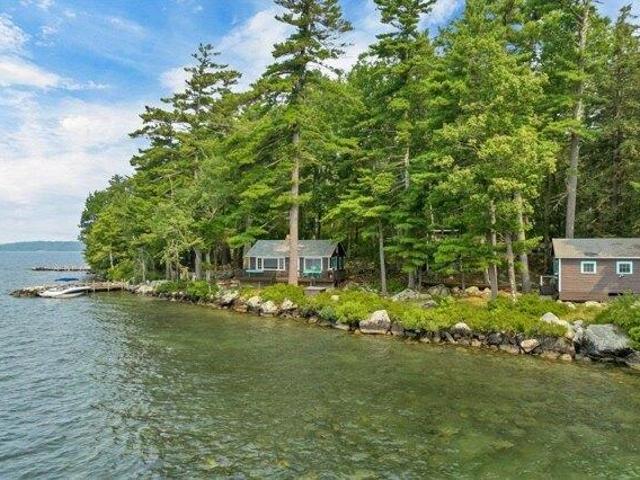 house with 4 bedroom, Gilford NH DLS102761528
