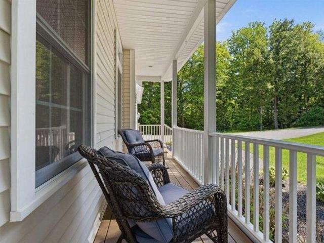 house with 4 bedroom, Gilford NH ES103927511