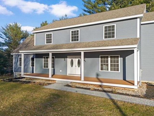 house with 4 bedroom, Goffstown NH DLS102475474