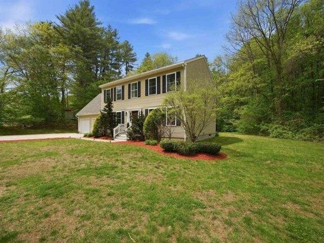 house with 4 bedroom, Goffstown NH DS102724167