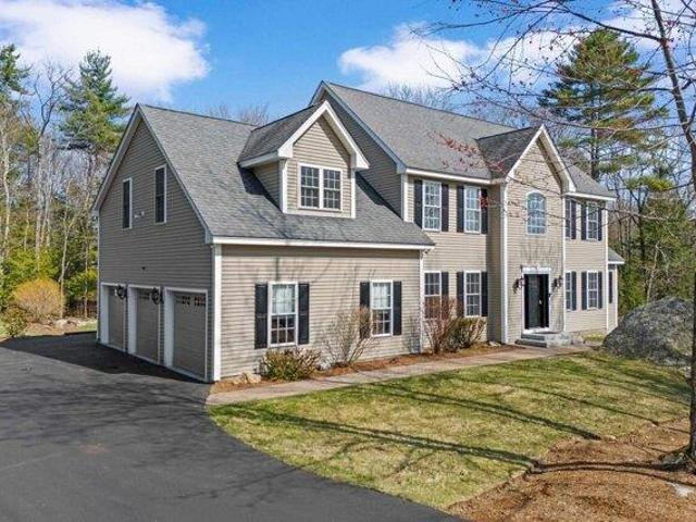 house with 4 bedroom, Goffstown NH DS102157384