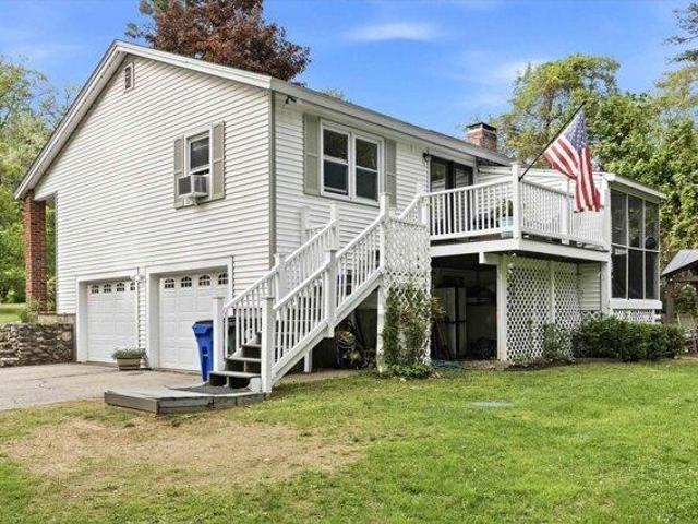 house with 4 bedroom, Goffstown NH DS103248587