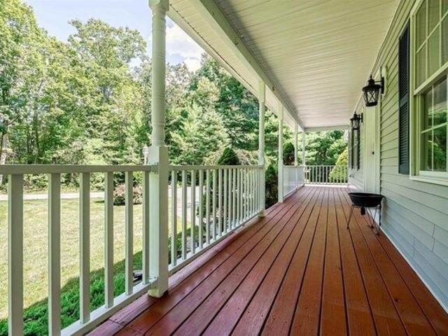 house with 4 bedroom, Goffstown NH DS104298875