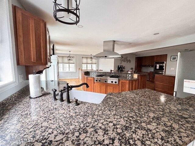 house with 4 bedroom, Goffstown NH ES103666987