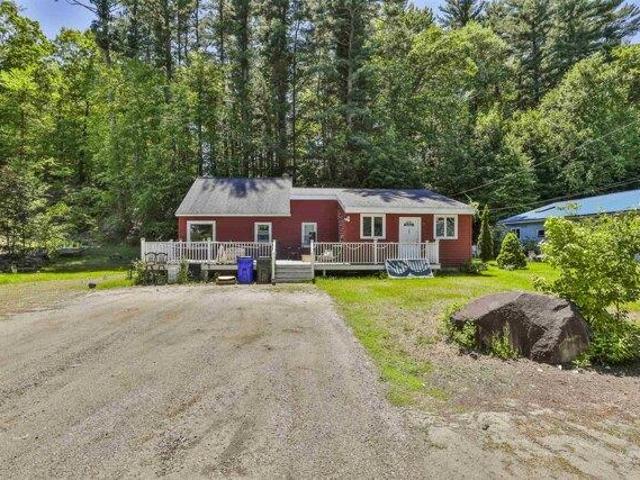 house with 4 bedroom, Goffstown NH ES103223362