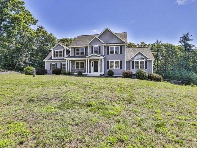 house with 4 bedroom, Goffstown NH ES104607578