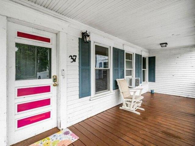 house with 4 bedroom, Goffstown NH ES104044890