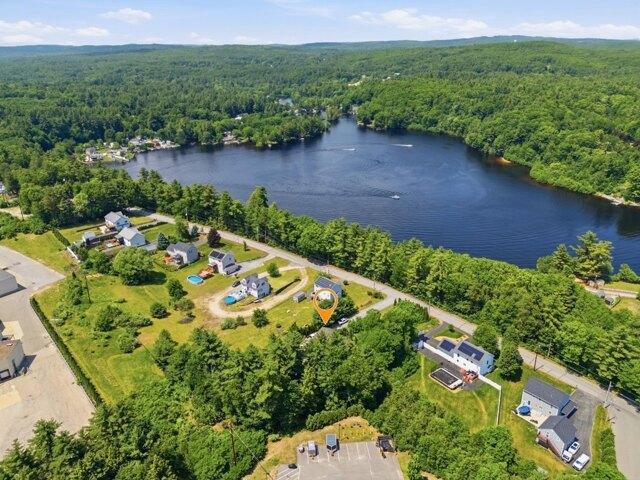 house with 4 bedroom, Goffstown NH ES105124421