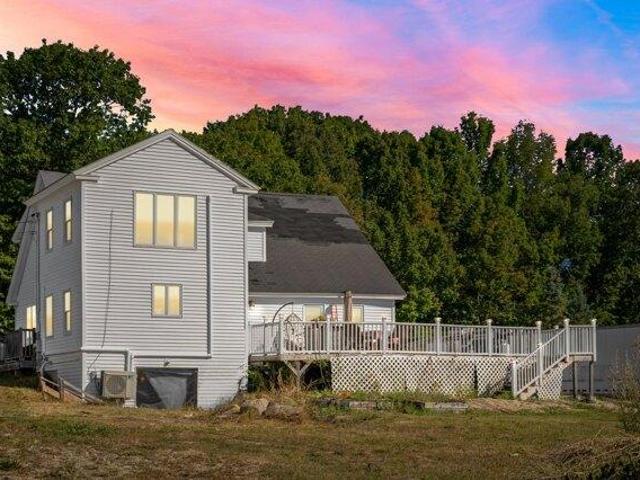 house with 4 bedroom, Gorham ME DS102157353