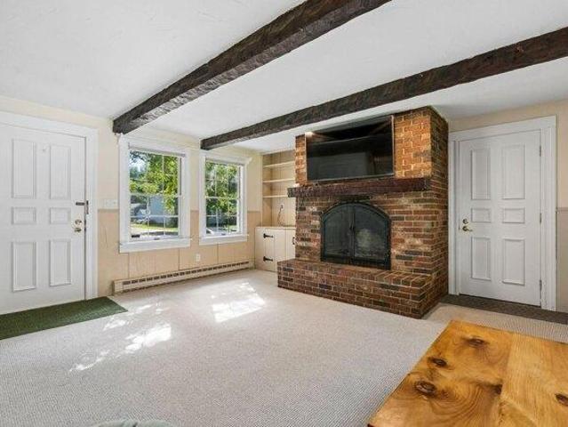 house with 4 bedroom, Gorham ME DS104191597
