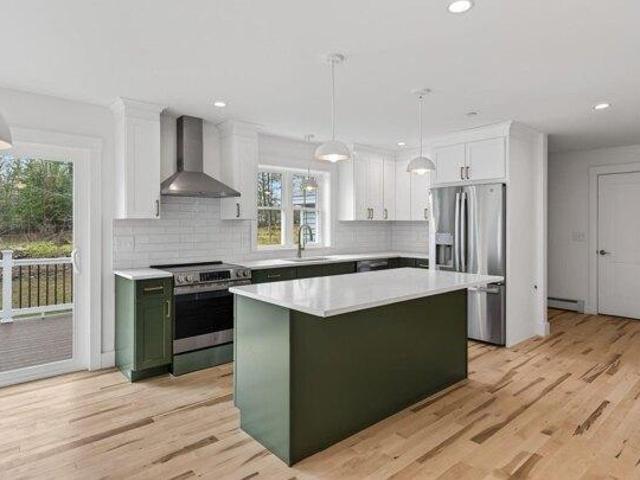 house with 4 bedroom, Gorham ME ES103036643