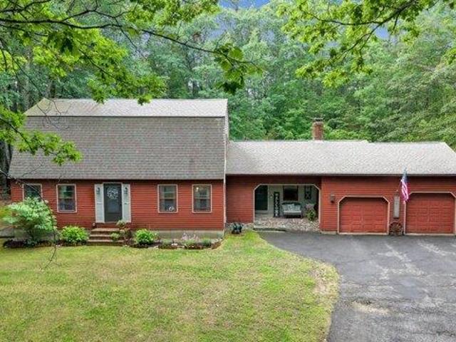 house with 4 bedroom, Gorham ME ES104008164