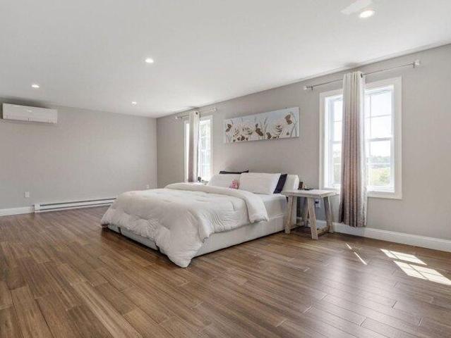 house with 4 bedroom, Gorham ME ES105191726